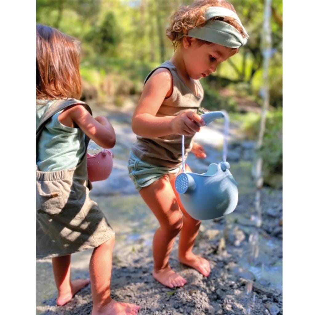 Scrunch Watering Can: Duck Egg Blue – Biddle and Bop